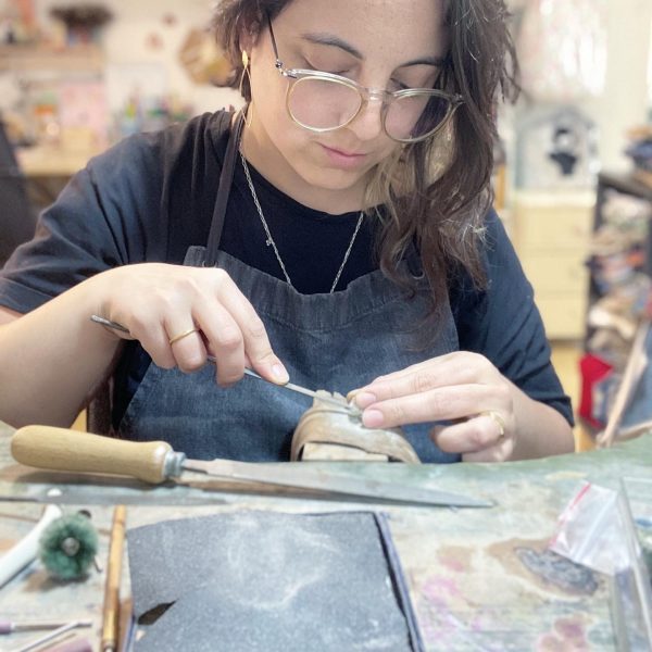 רות קליין - בעלת ׳פלא - המקום לעצור וליצור׳, סטודיו לצורפות ולסדנאות